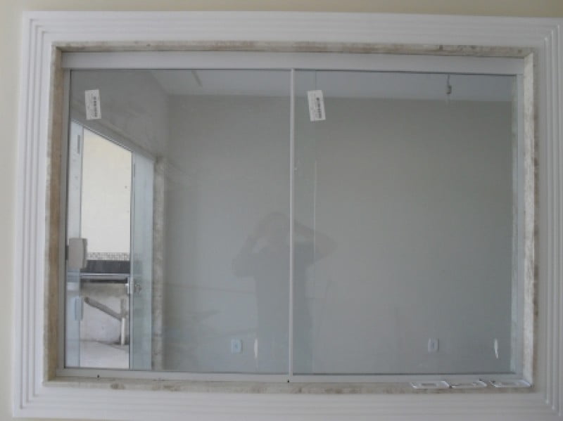 JANELA VIDRO INCOLOR TRADICIONAL 8MM 2 FOLHAS INSTALADA JEJA NA ...